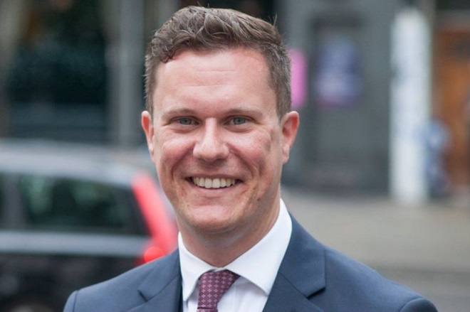 Andrew Round's Instagram, Twitter & Facebook on IDCrawl