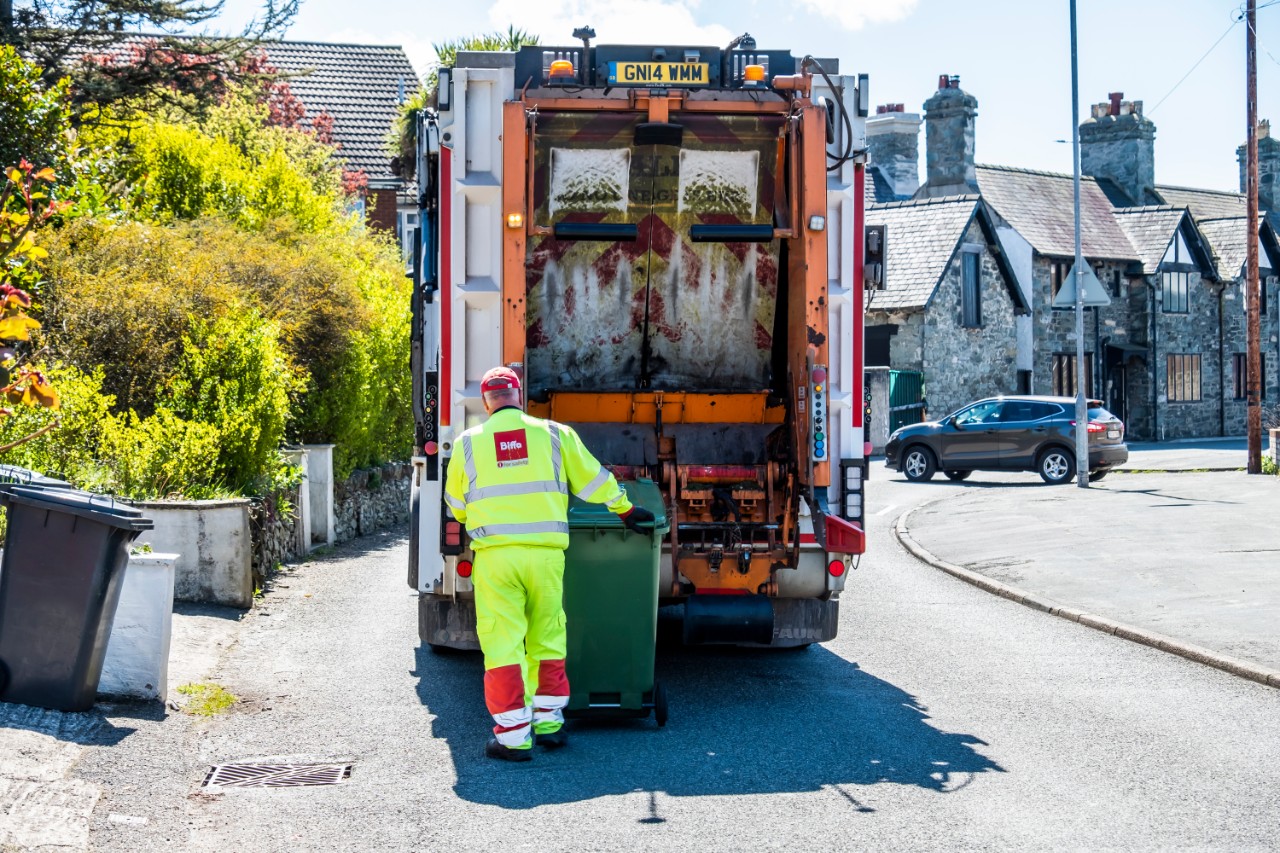 Anger over fortnightly waste collection rule | Local Government ...