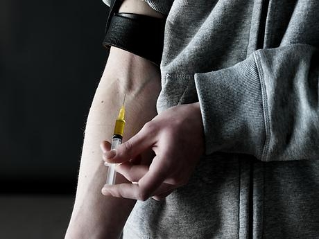 Using an outreach service to meet the needs of users of intravenous ...