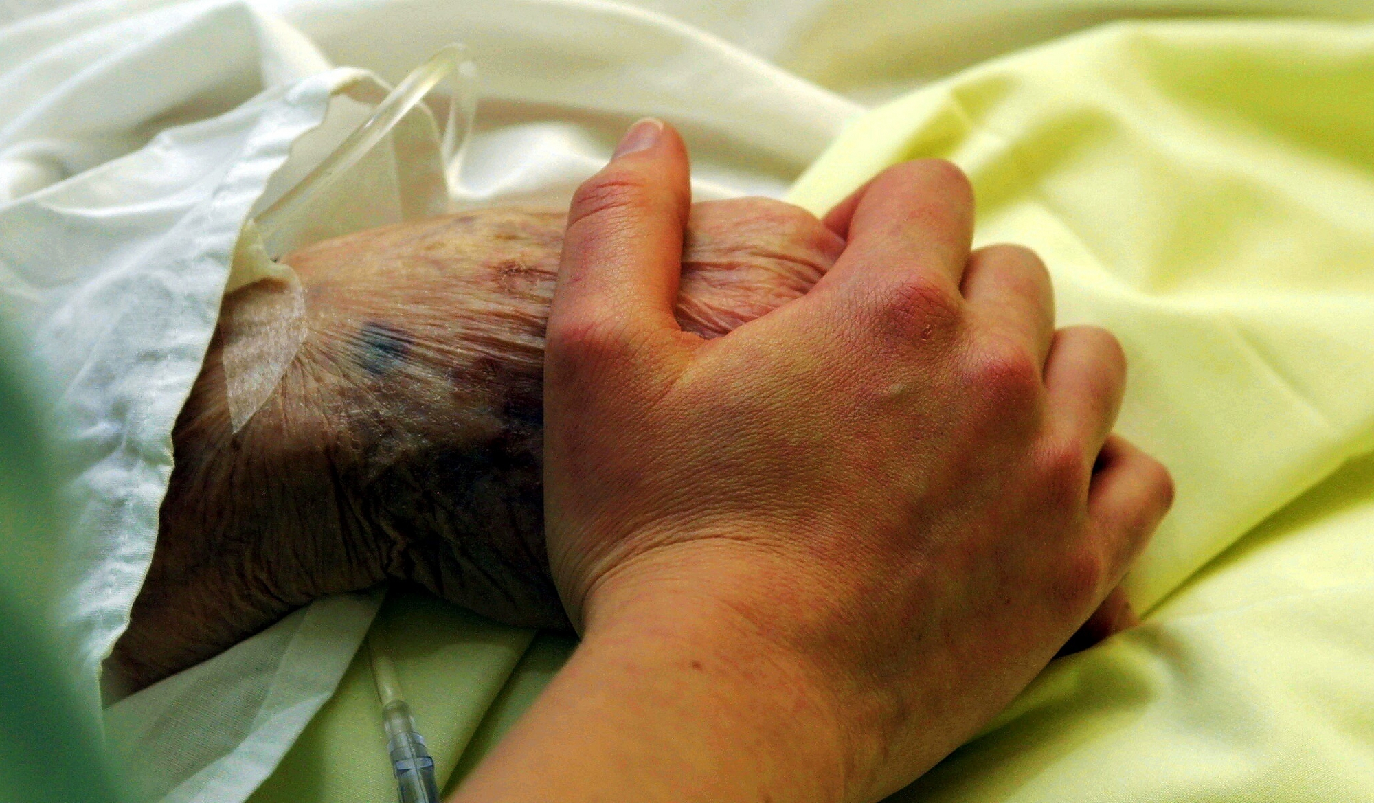 Pay ward managers more to improve patient care | Nursing Times