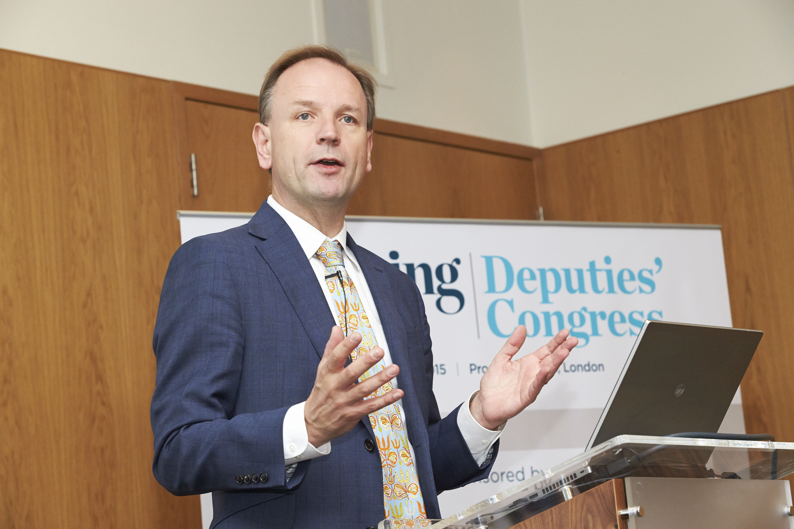 NHS England chief exec calls on nurse managers to help tackle agency ...