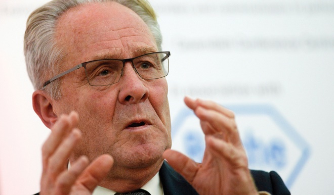 Tackling delayed discharge key to NHS savings, says Carter | Nursing Times