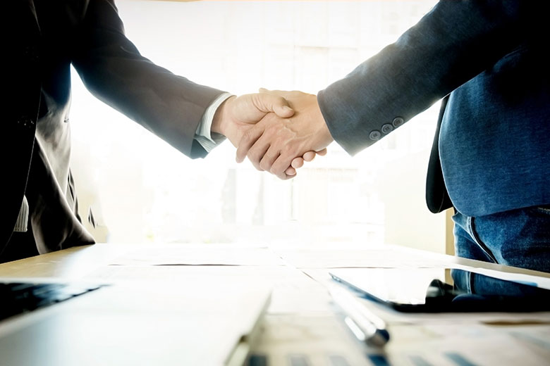 Weak handshake could be used as a 'sign of a failing heart', suggest UK ...