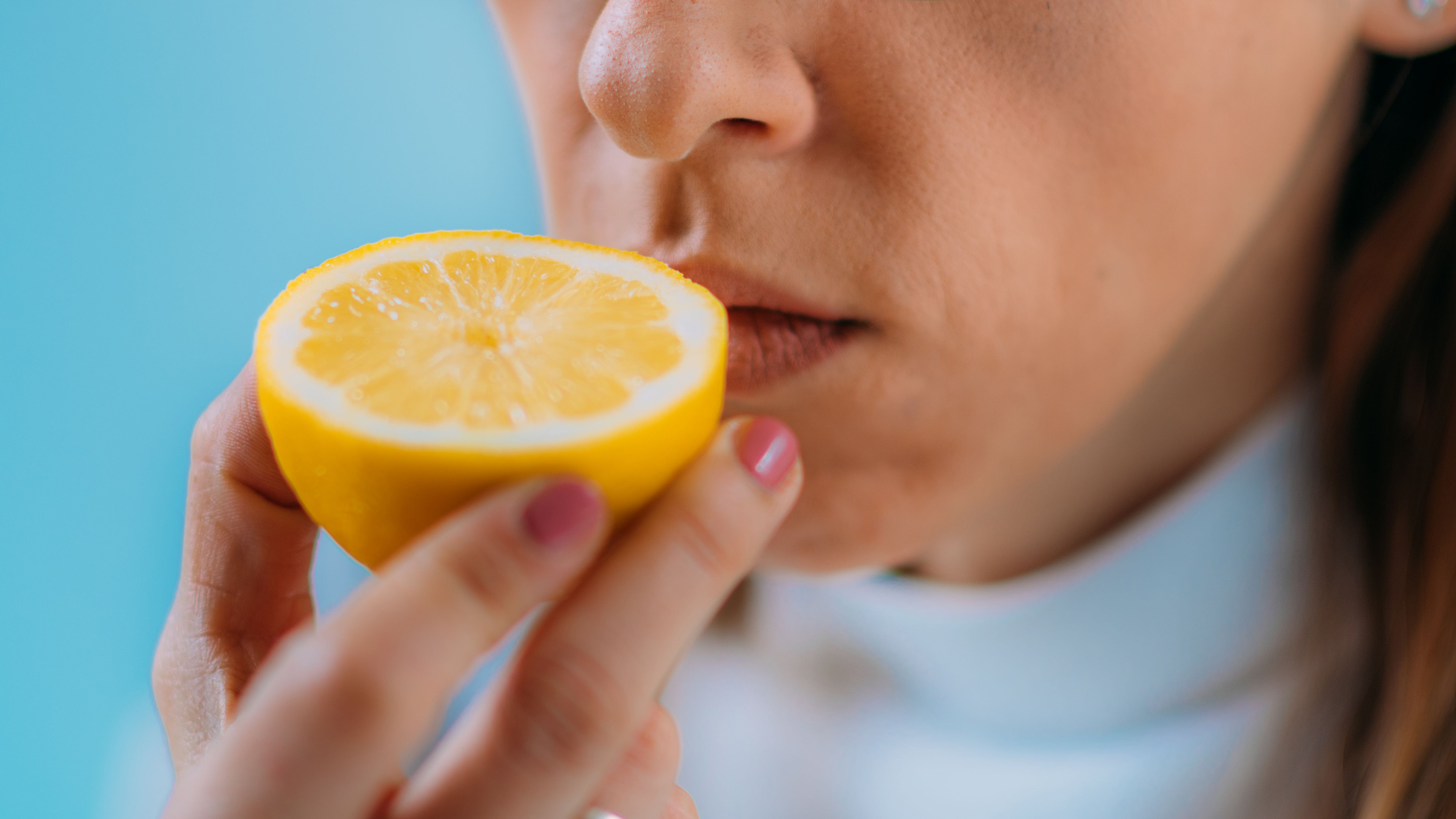 UK adds loss of smell to Covid-19 symptoms requiring self-isolation ...