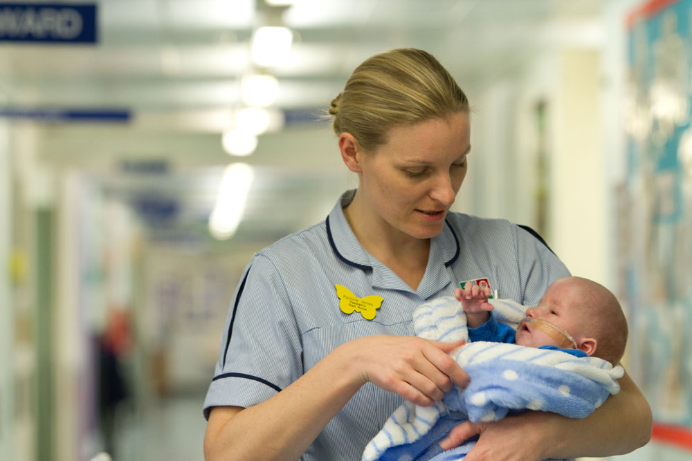 What is the relationship between midwifery staffing and outcomes ...