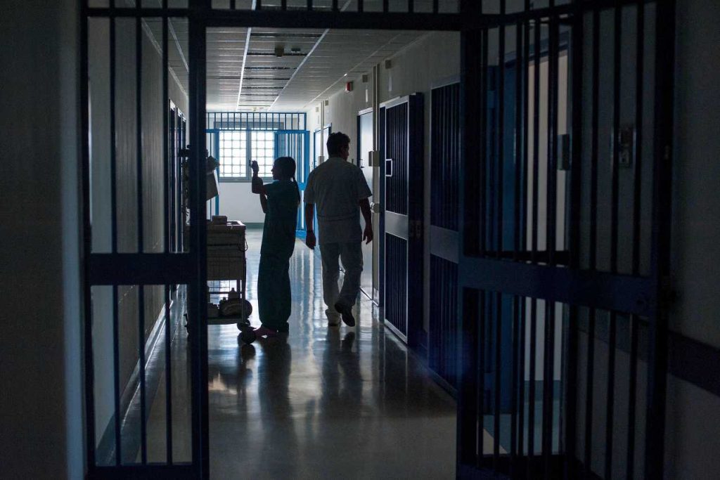 Prisoners at very high risk of 'avoidable harm' from healthcare ...